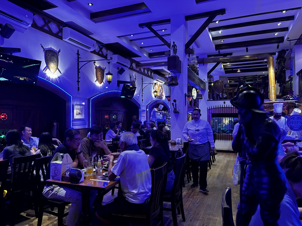 【パタヤ レストラン】HOPS BREWHOUSE PATTAYA（ホップス ブリューハウス パタヤ）はクラフトビール・生ハム・石窯ピザが絶品 ...