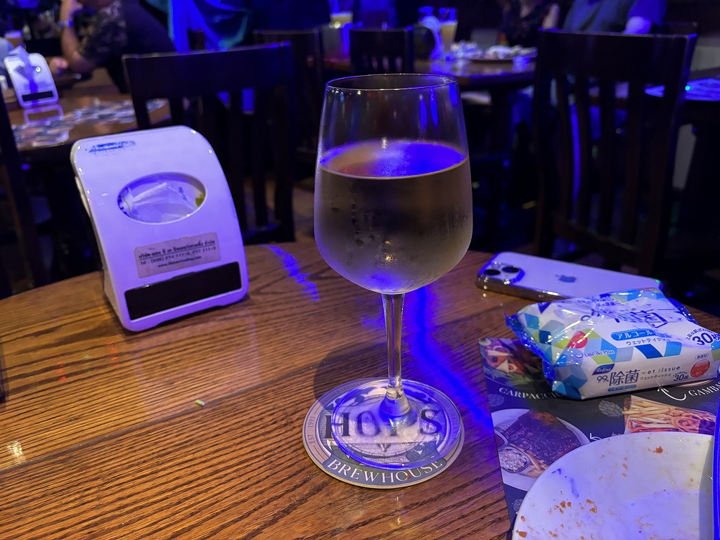 【パタヤ レストラン】HOPS BREWHOUSE PATTAYA（ホップス ブリューハウス パタヤ）はクラフトビール・生ハム・石窯ピザが絶品 ...